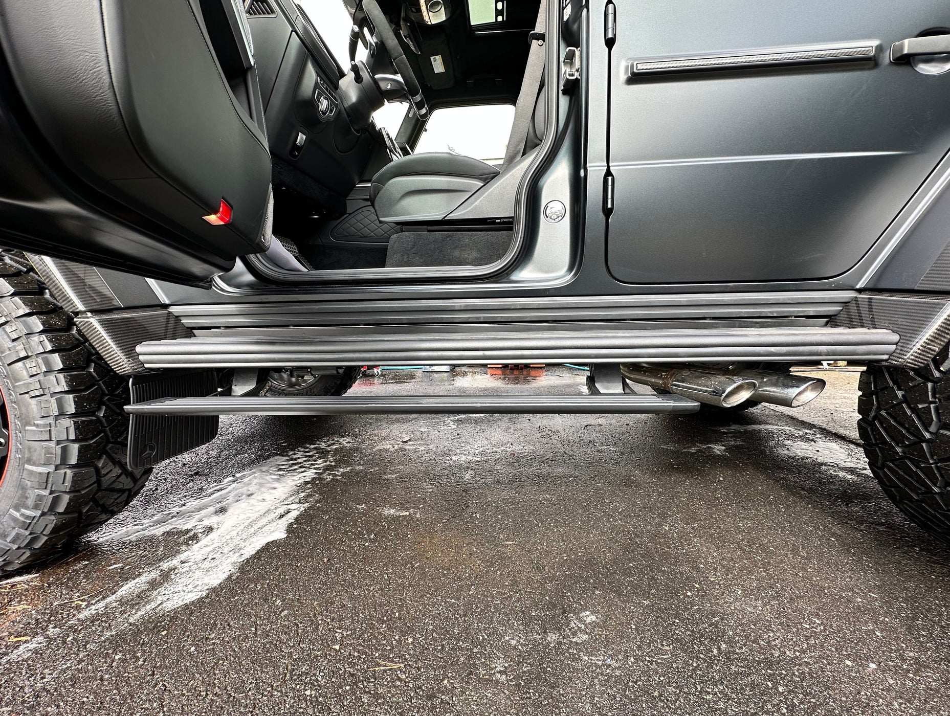 GWagen 4x4 Squared W463A G550 & G63 Electric Running Boards Side Steps ...